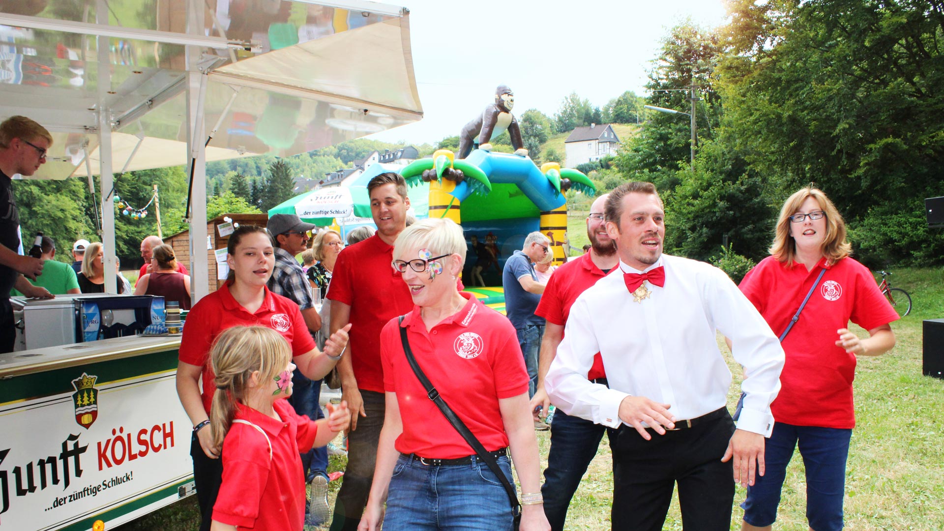Fotos - Karnevalsverein Rot-Weiß Fenke 1964 e.V.